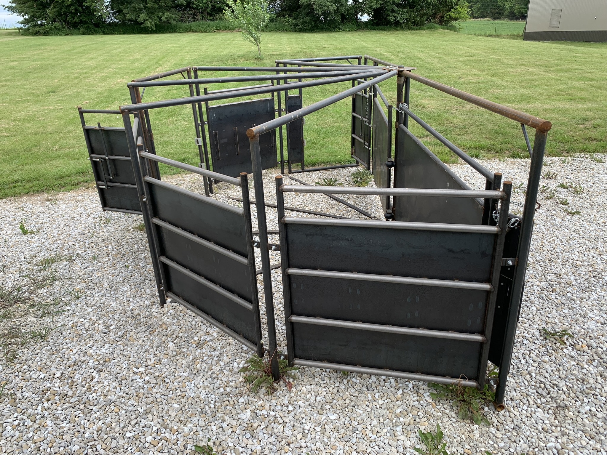 Cattle Handling Equipment - Frontline Fencing